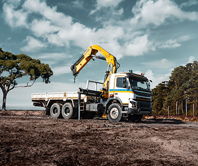 Triatra | Truck Crane